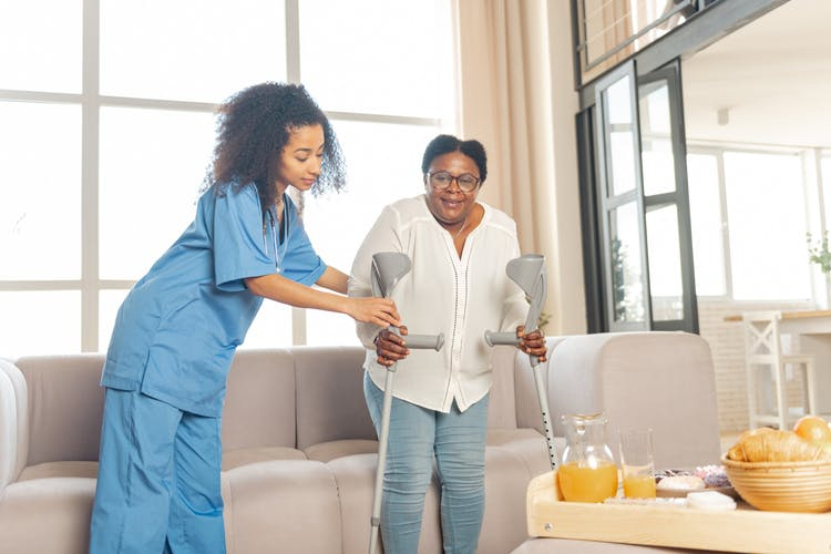 10 Safe Transfer Techniques For Caregivers